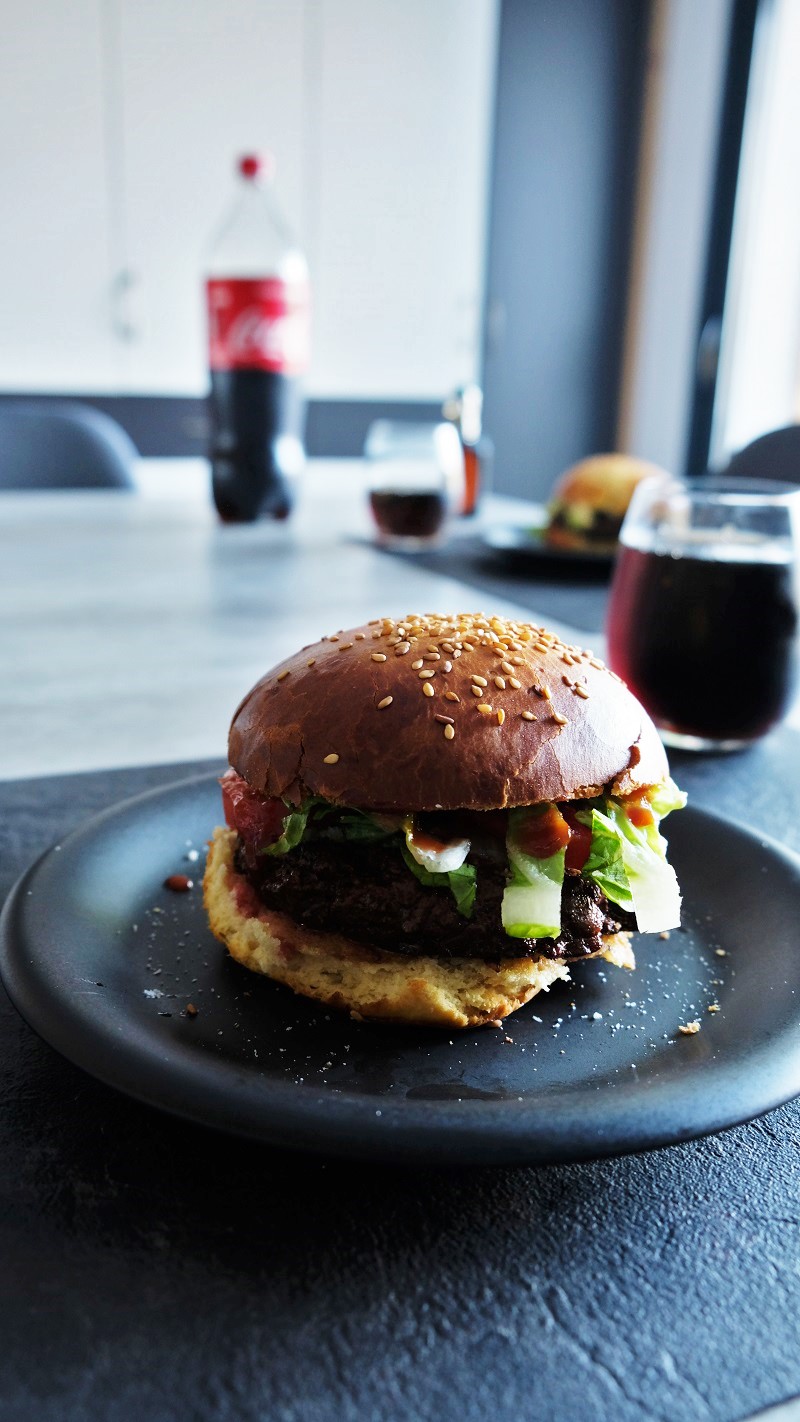 Home-made Burgers - Bake Eat