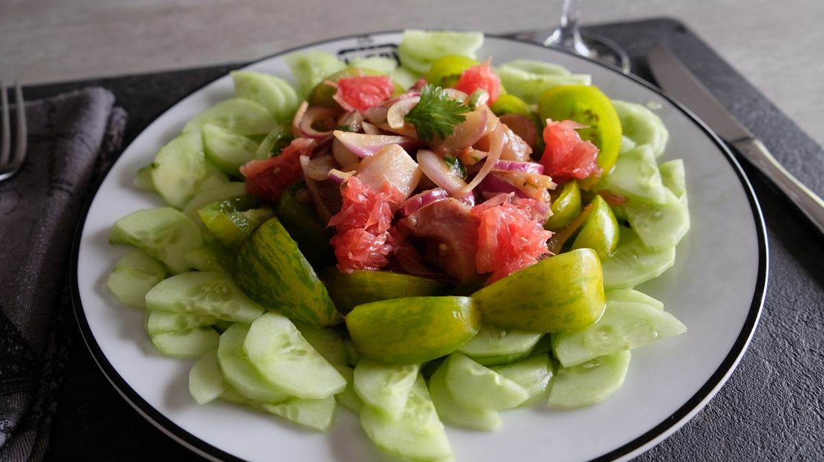Raw White Fish Salad - Bake Eat