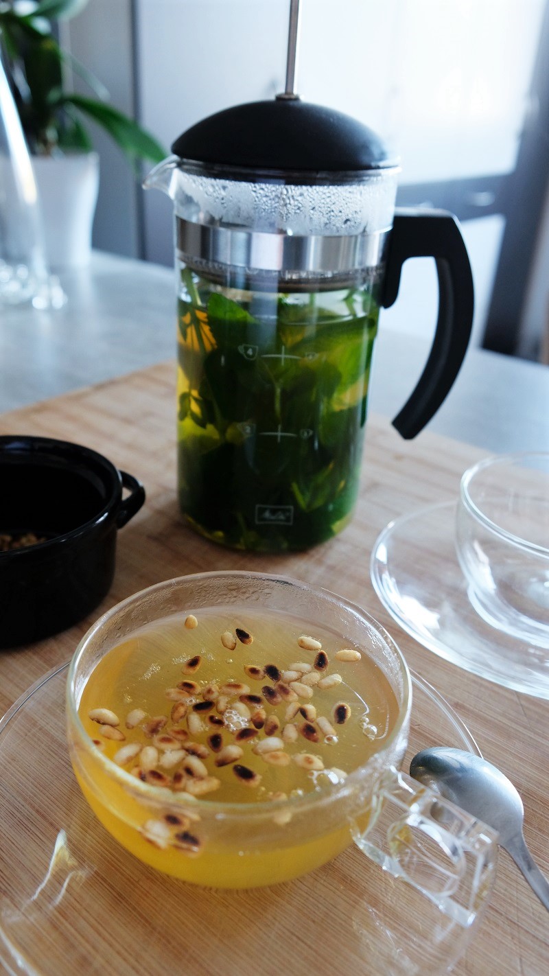 Tunisian Mint Tea with Pine Nuts - Bake Eat