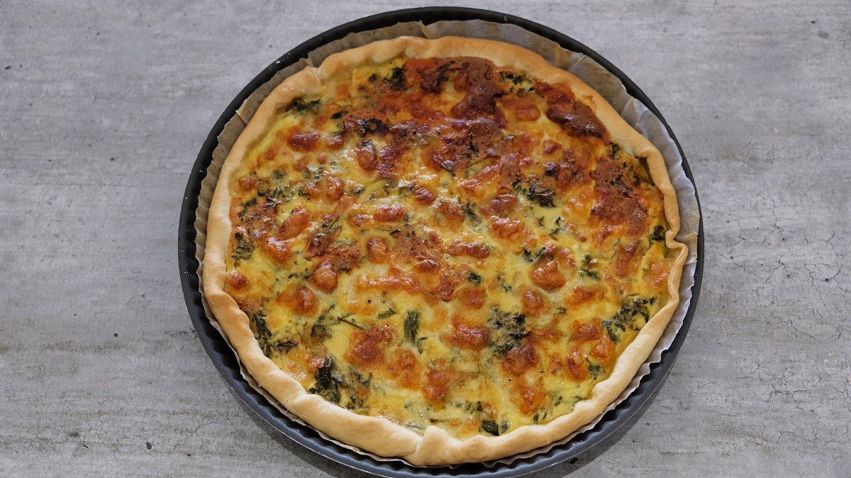 Spring Carrots Tart - Bake Eat